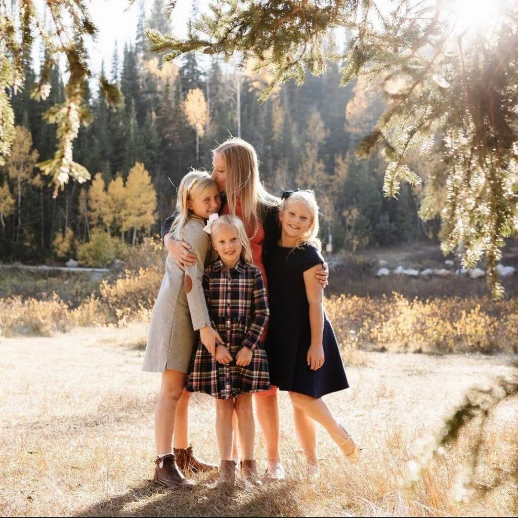 Popular Family Influencer Dies In Mexico After Horrifying Crash With ...